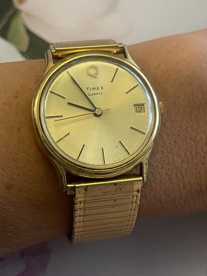 Vintage Timex 70's Bracelet Watch Day Gold tone Retro Stretch Pull On ...