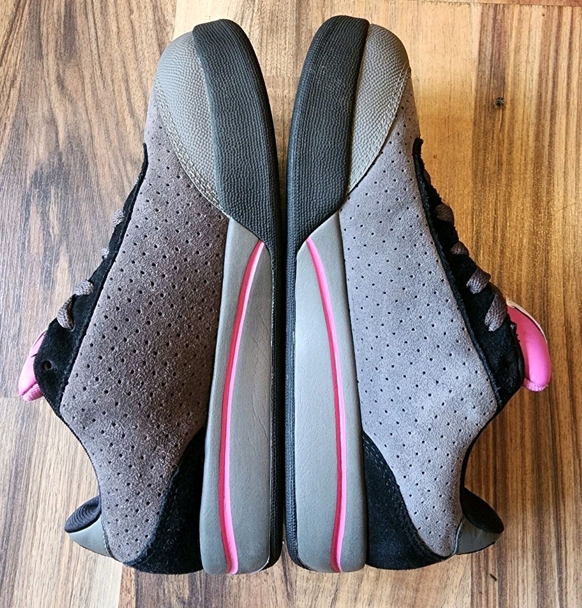 Vintage BBC Ice Cream Pharrell Board Flip Gray/Pink… - Gem