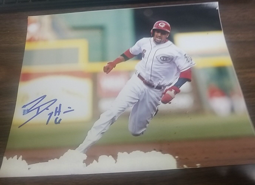 BILLY HAMILTON 8" x 10" COLOR PHOTO RUNNING CINCINNATI REDS (AUTOGRAPH ...