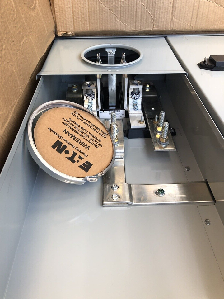 NEW EATON U4042MCC 400 / 320 AMP METER MAIN COMBO BASE W 2 200 AMP ...