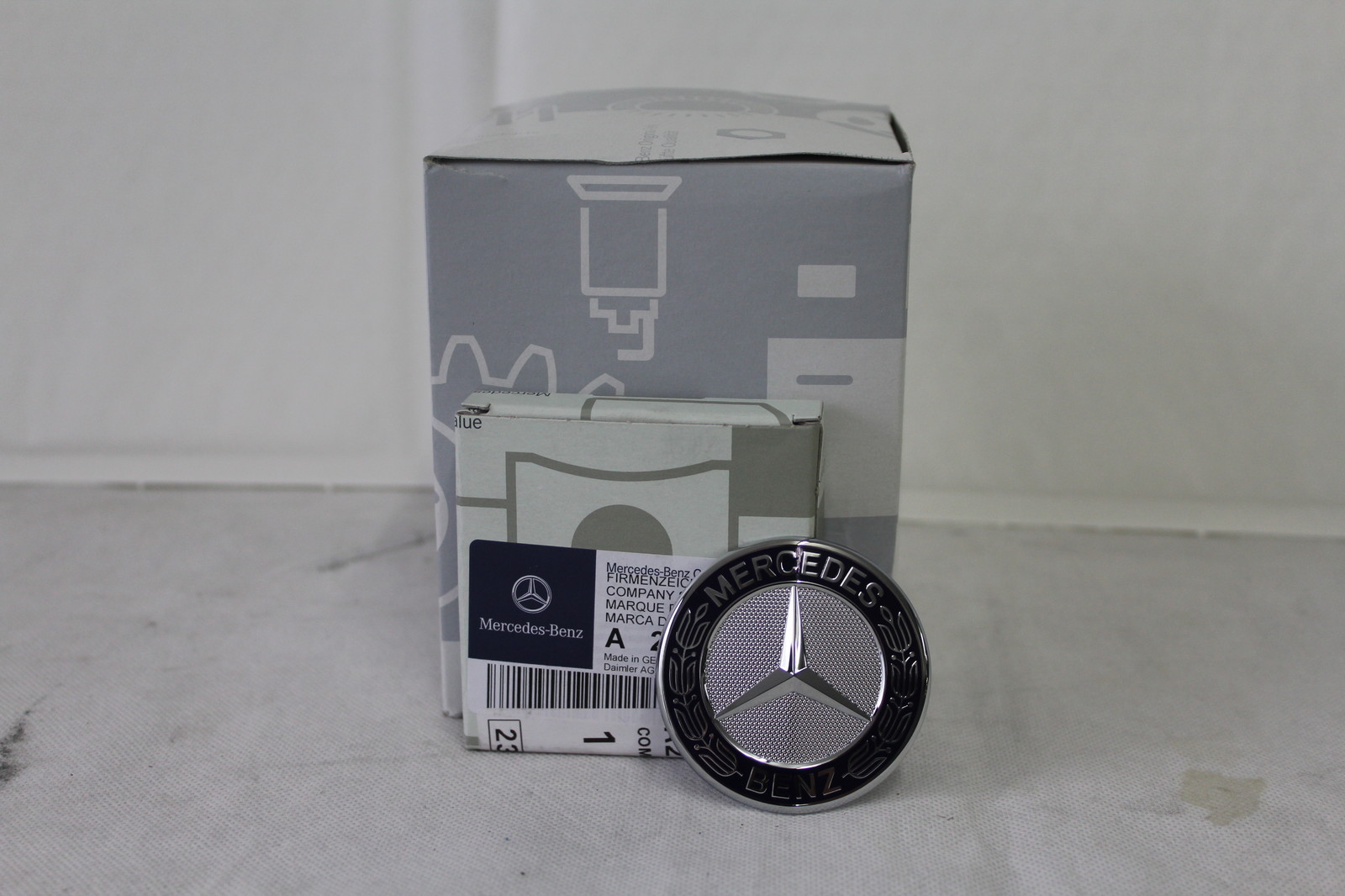 Genuine Mercedes-Benz A-Class B-Class CLA GLA CLS Flat Bumper Badge ...