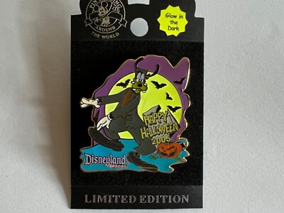 DLR Halloween 2005 Goofy dressed like Frankenstein Glow Dark LE Disney ...