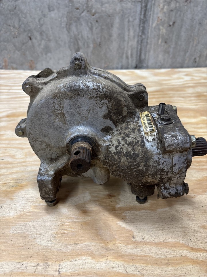 2000 Polaris Magnum 325 4x4 Front Differential Final Drive Gear Case | eBay