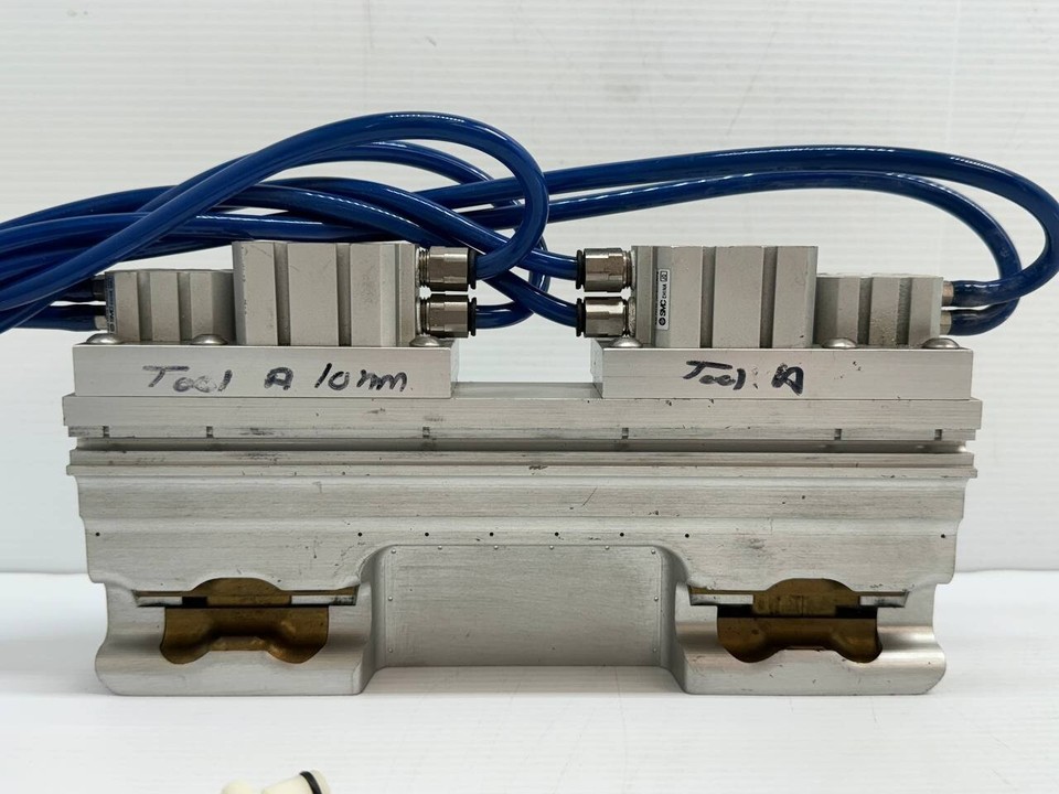 SMC Pneumatic Manifold Assembly with 4 Solenoid Valves and Air Tubing ...