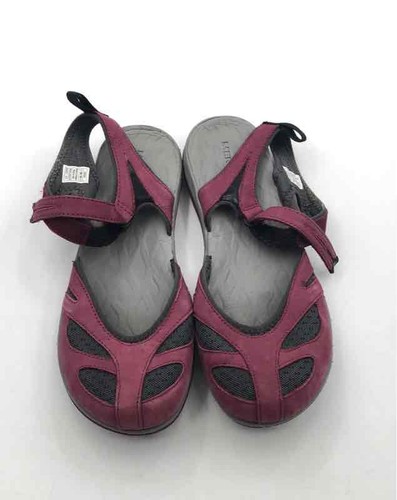 Merrell Womens Beet Red Closed Toe Casual Slingback Sandals Size US 8