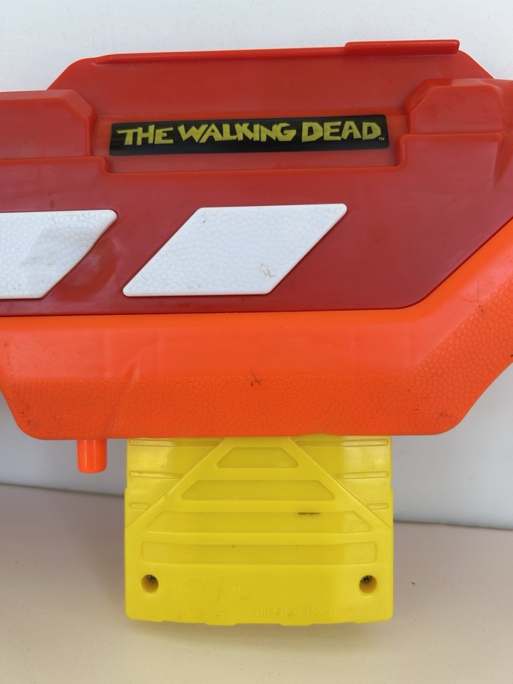 Buzz Bee Toys The Walking Dead Rifle Dart Blaster Includes Magazine | eBay