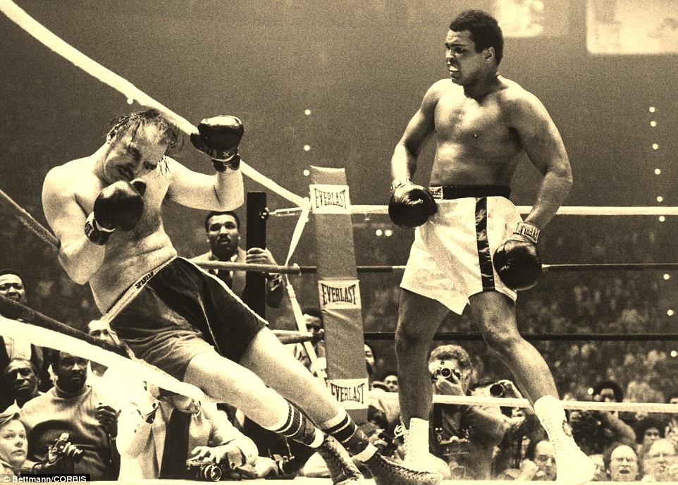 Legendary Boxing Champion Muhammad Ali Retro Vintage Fight Poster Photo ...