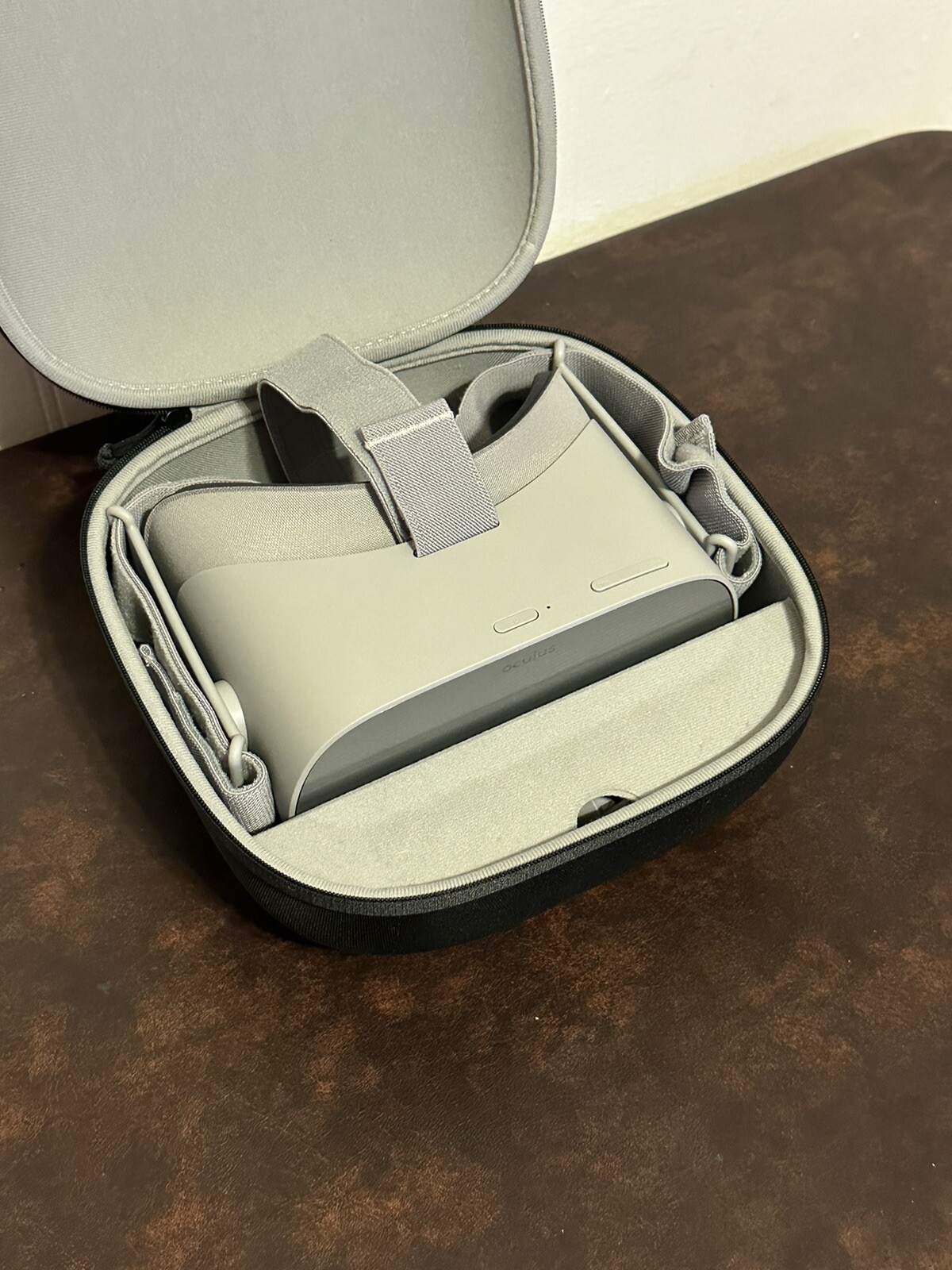 Oculus Go 64GB Standalone Virtual Reality Headset ONLY MH-A64 ...