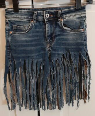 Women’s Juniors Divided By H&M Cutoff Denim Short Shorts Shreaded ...