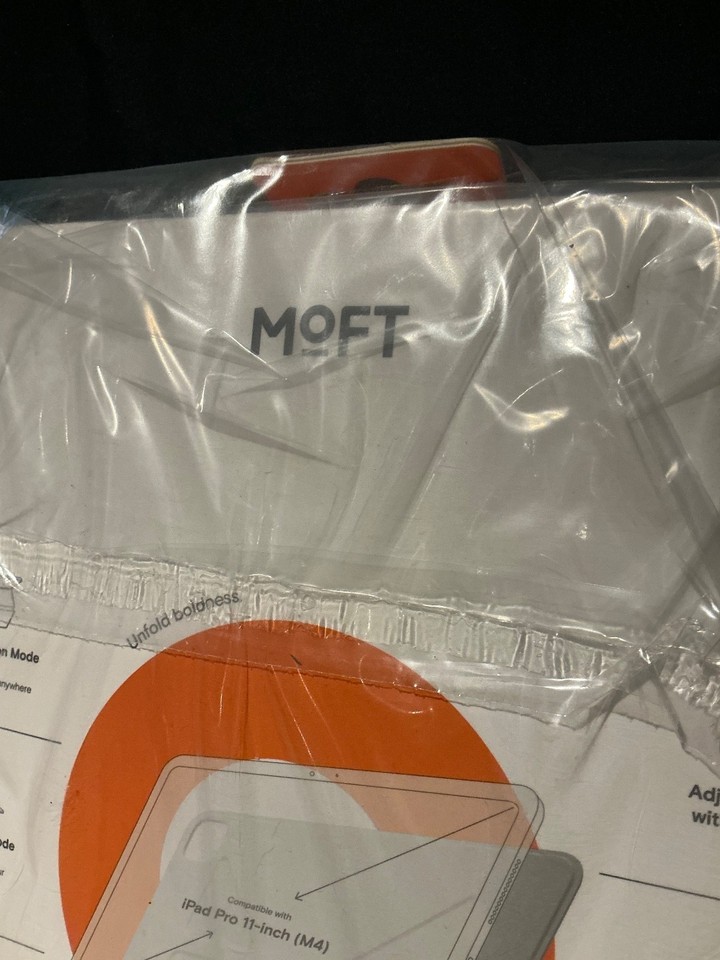 MOFT Dynamic Folio Case | iPad Pro 11” (M5 2025 / M4 2024) | New | Jet ...