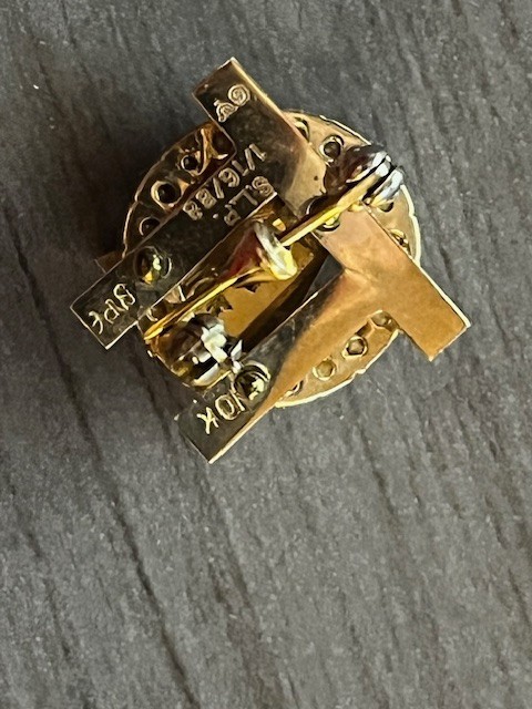 10k Gold Pearl and Ruby Alpha Omicron Pi Sorority Pin Badge from 1988 ...