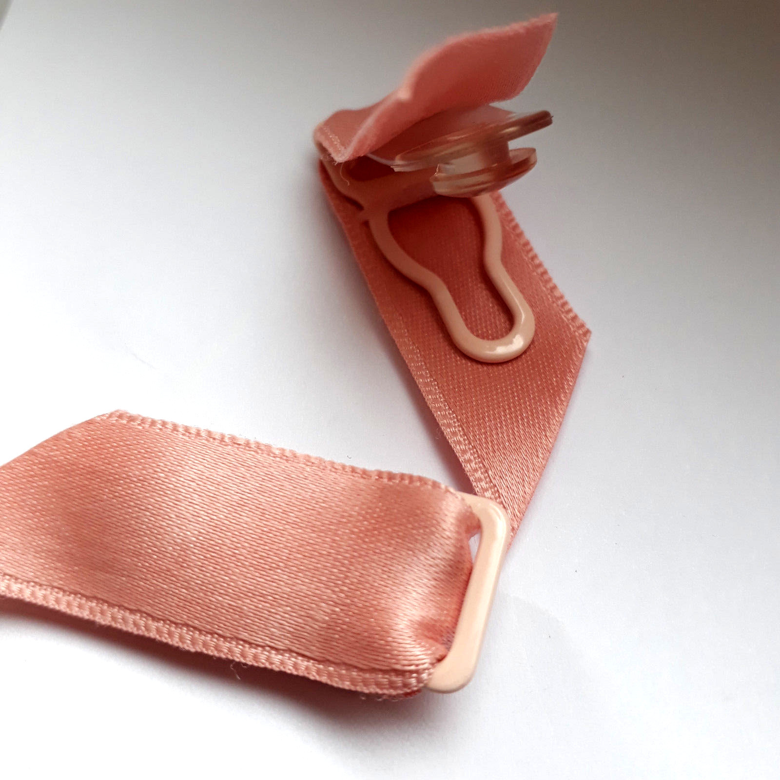 2 Strumpfhalter Klemme Strapshalter Korsett Clip Satinband diverse ...