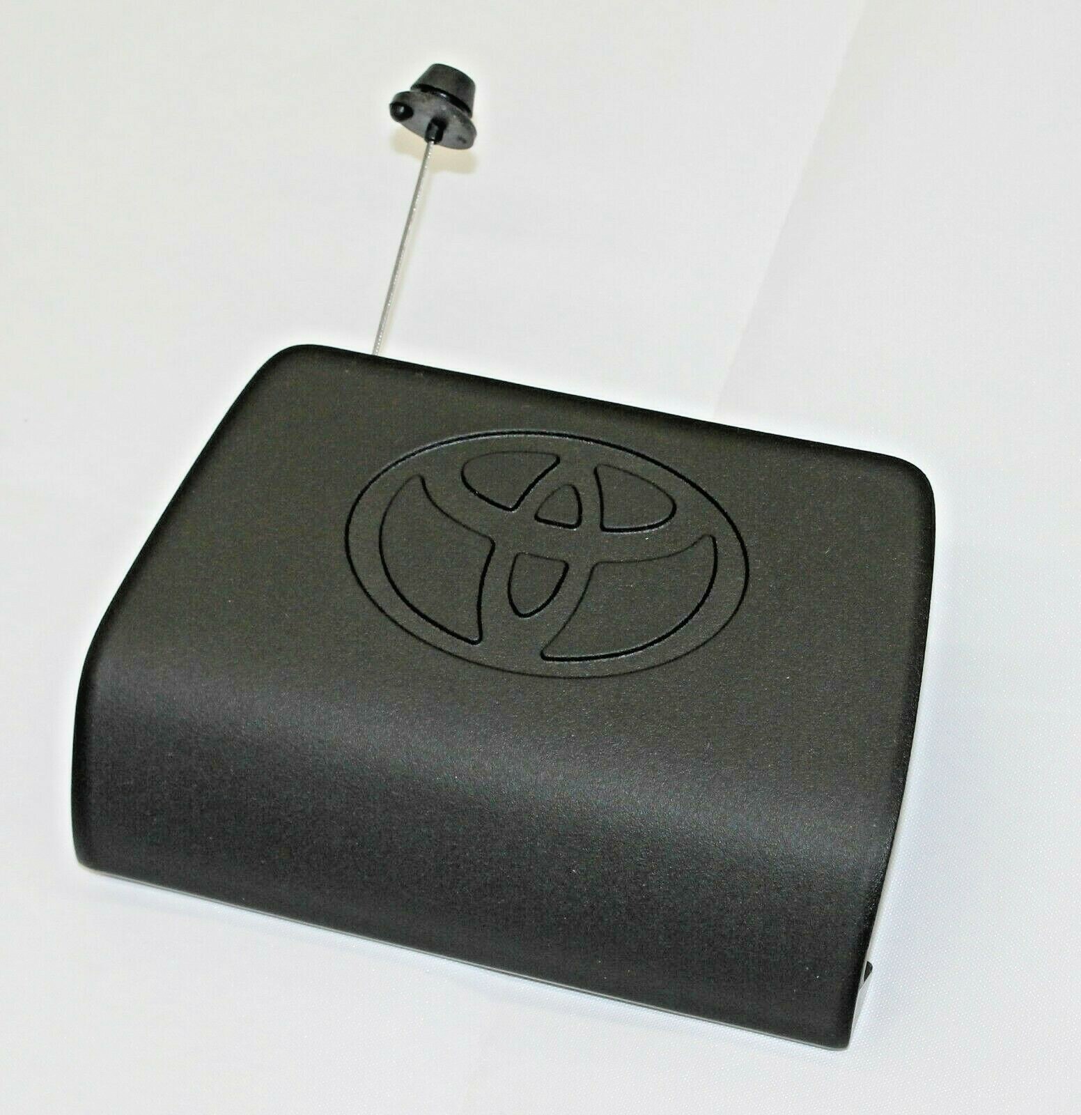 TOYOTA HILUX HARD LID TONNEAU COVER LOCK AND HANDLE JULY 15 - AUG 25 ...