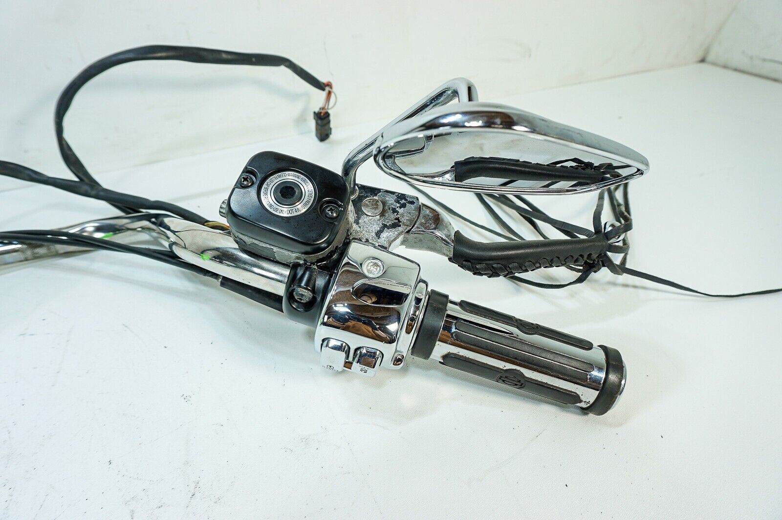 07 Harley Heritage Softail Classic OEM Handlebars Left Right Switches ...