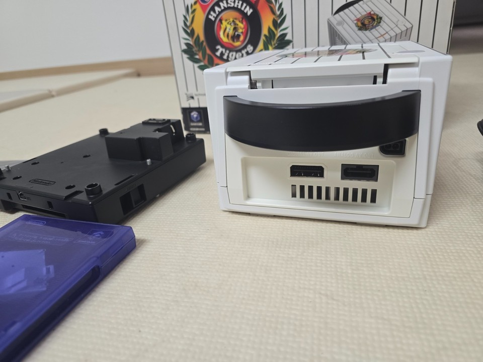 Nintendo GAME CUBE HANSHIN TIGERS champions 2003 Limited console | eBay