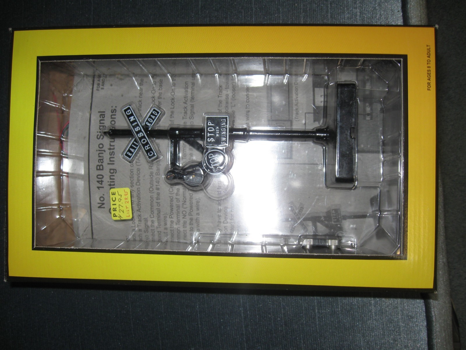 MTH No 140 Banjo Wig Wag signal in box with activator wire, works nice ...