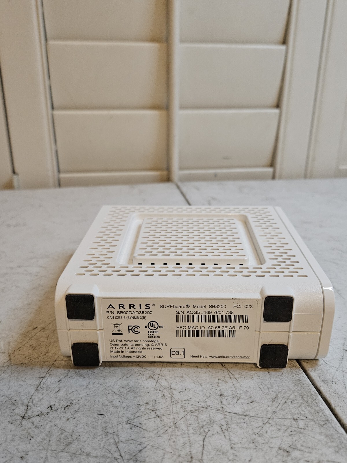 ARRIS SURFboard DOCSIS 3.1 Cable Modem, Model SB8200 (White ...