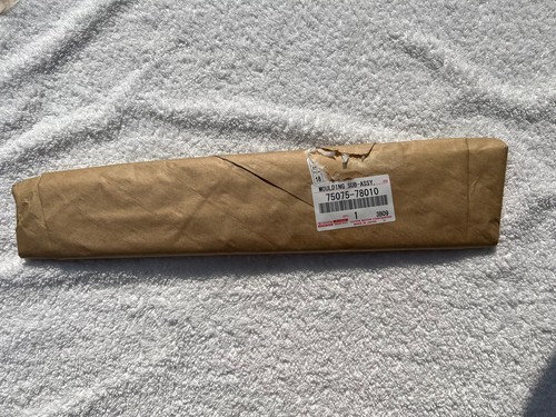 TOYOTA GENUINE 75075-78010 MOULDING SUB-ASSY, OEM | eBay