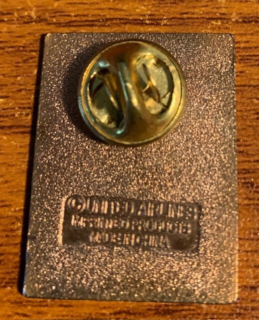 Vintage Imprinted Products United Airlines Going the Extra Mile Pin ...
