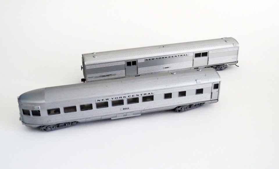 Athearn HO Cars: NY Cent. Streamline Observation 1836 w NY Central Bag ...