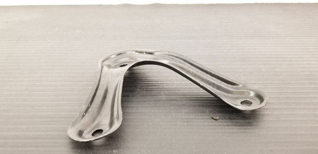 06-17 Toyota Rav4 Front K- Frame Rear RH Passenger Brace Bracket OEM ...