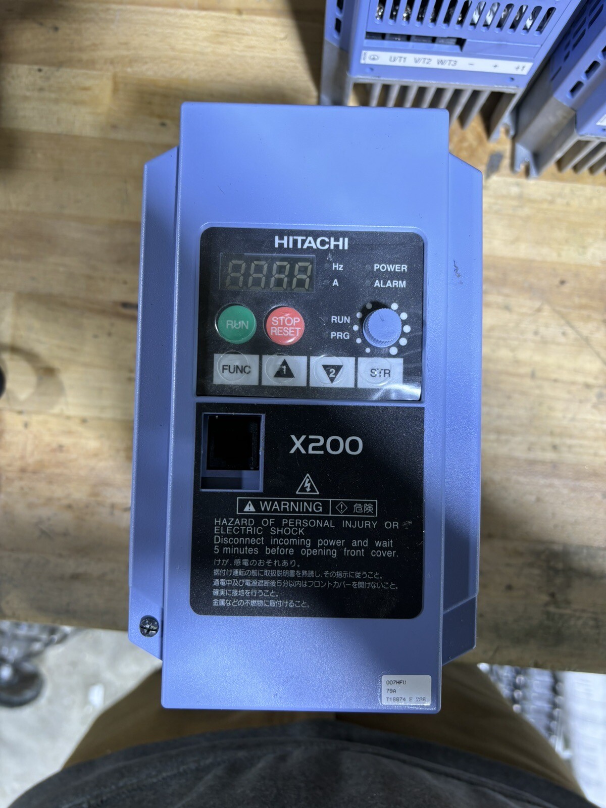Hitachi X200-007hfu2 X200 Series 380-480 Volts 3 Phase 1 HP 2.5 Amps ...