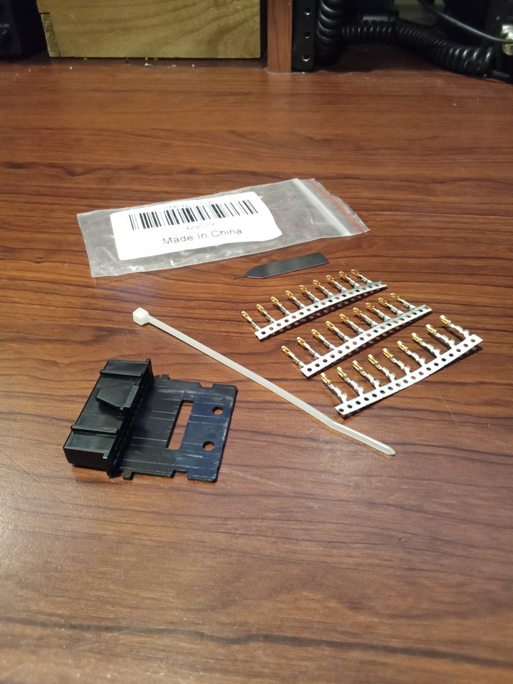 Motorola MotoTRBO PMLN5072A Rear Accessory Connector Kit XPR5550 ...