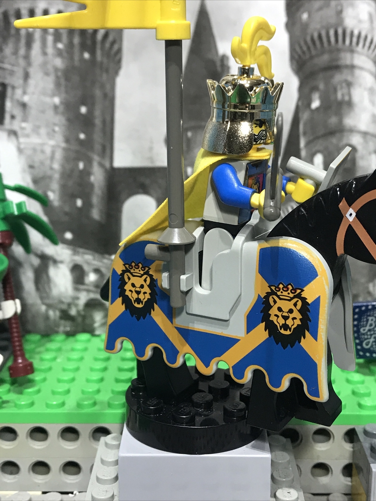 Lego Castle Mini Figure Collection Series Knights Kingdom King Leo ...