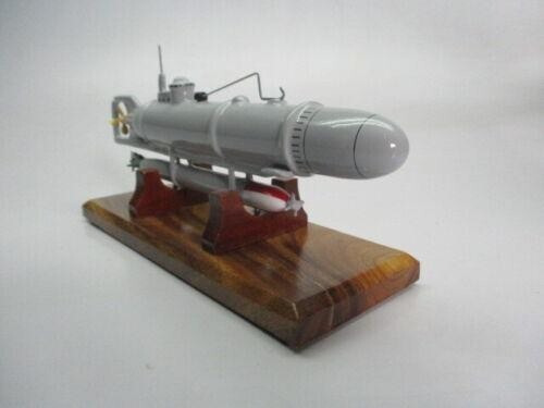 Hecht Type XXVIIA Pike Submarine Desktop Wood Model Replica Small Free ...