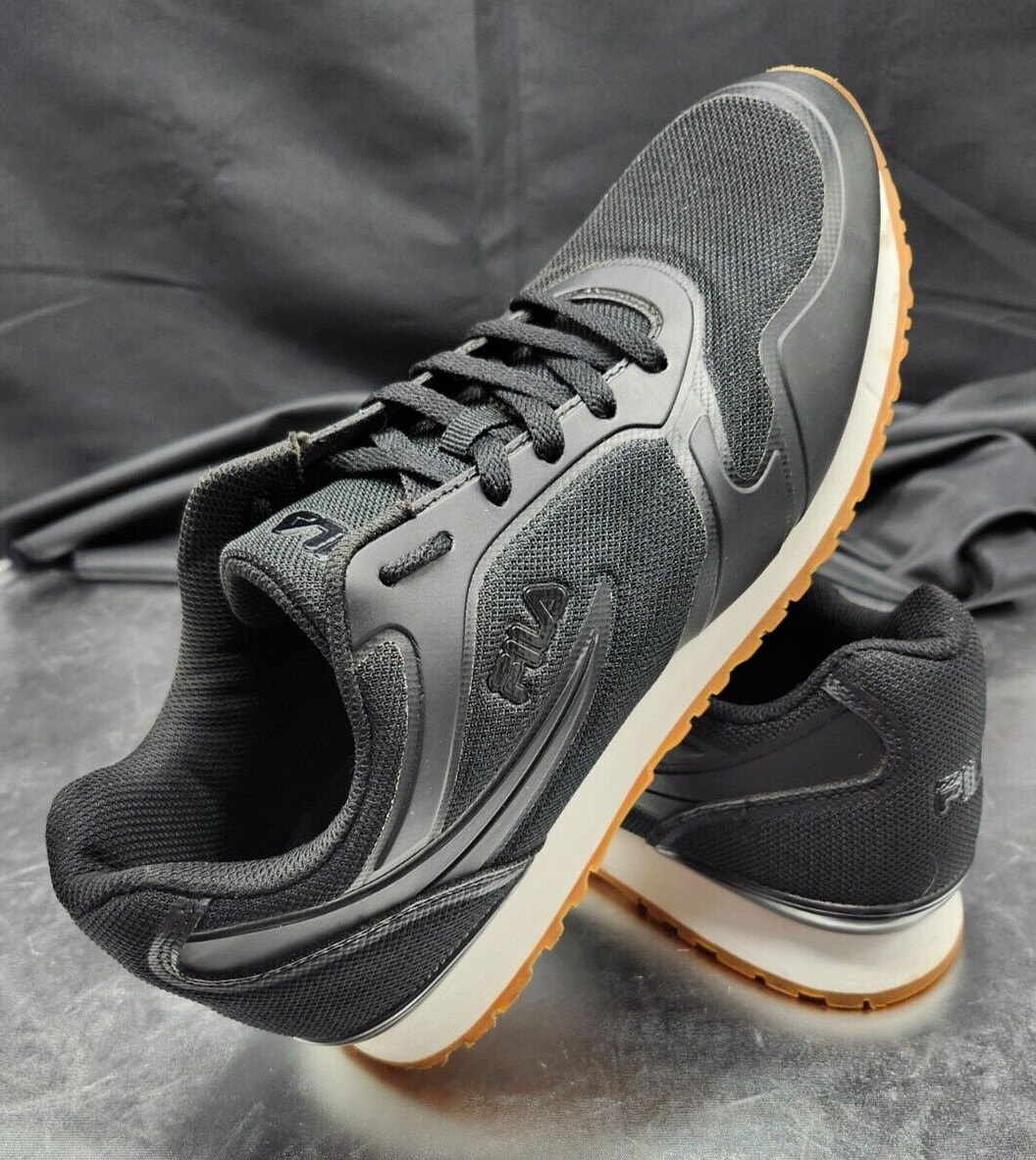 NEW Men’s Fila Forerunner 18 Running Athletic Shoes B… - Gem