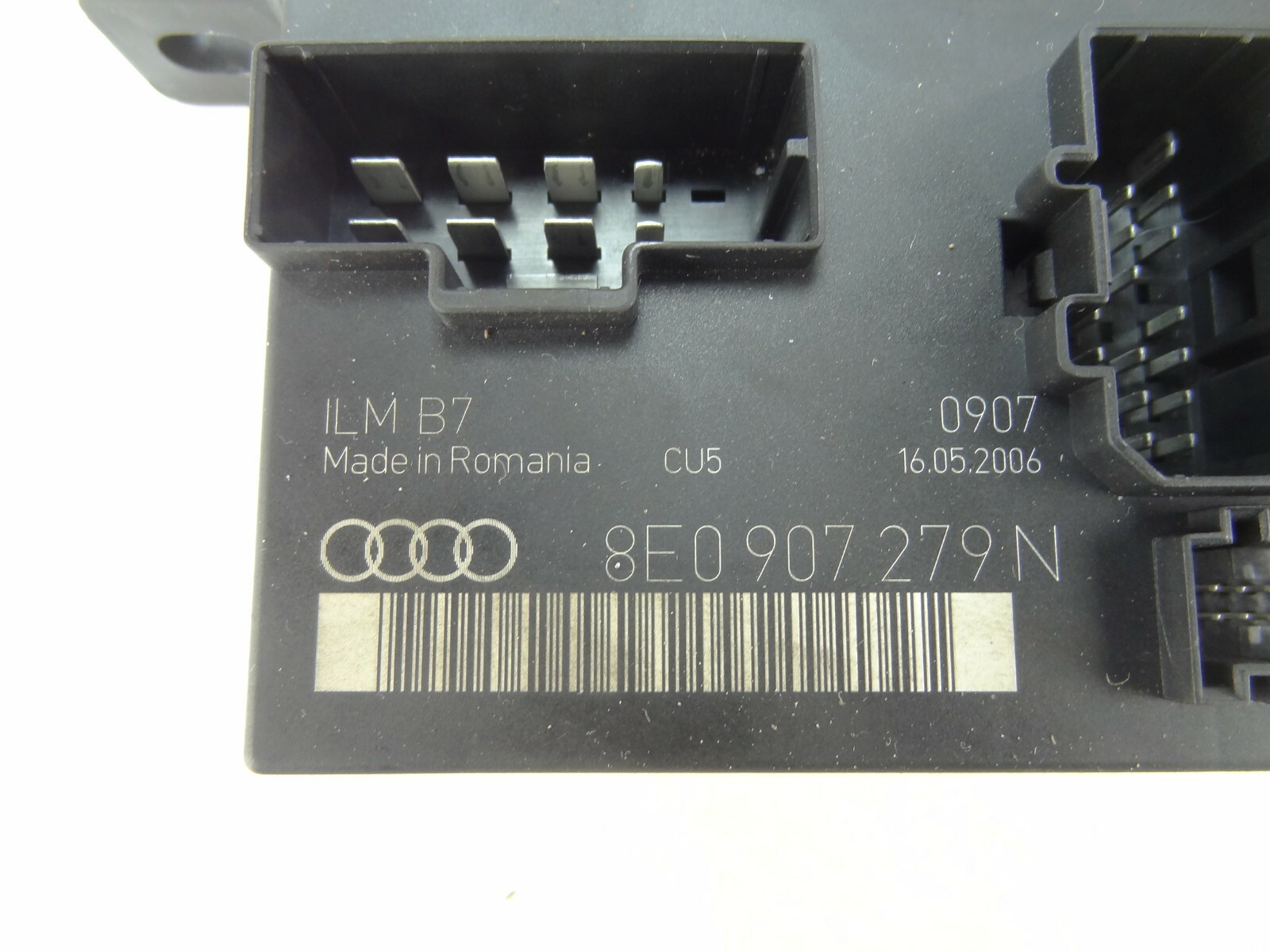 Audi A4 Communication Information Display Power Supply BMC Module ...