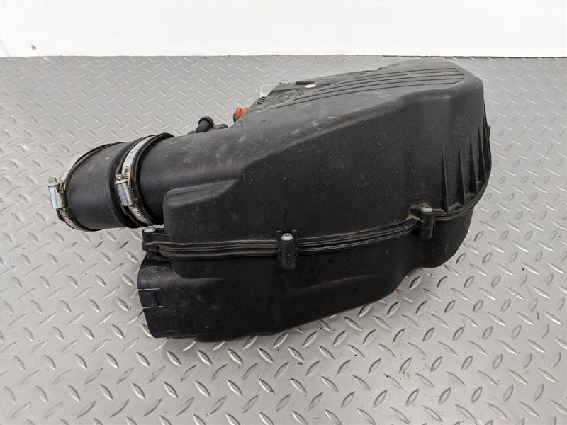 2011-2012 BMW 750LI HYBRID LEFT AIR INTAKE CLEANER HOUSING BOX ...