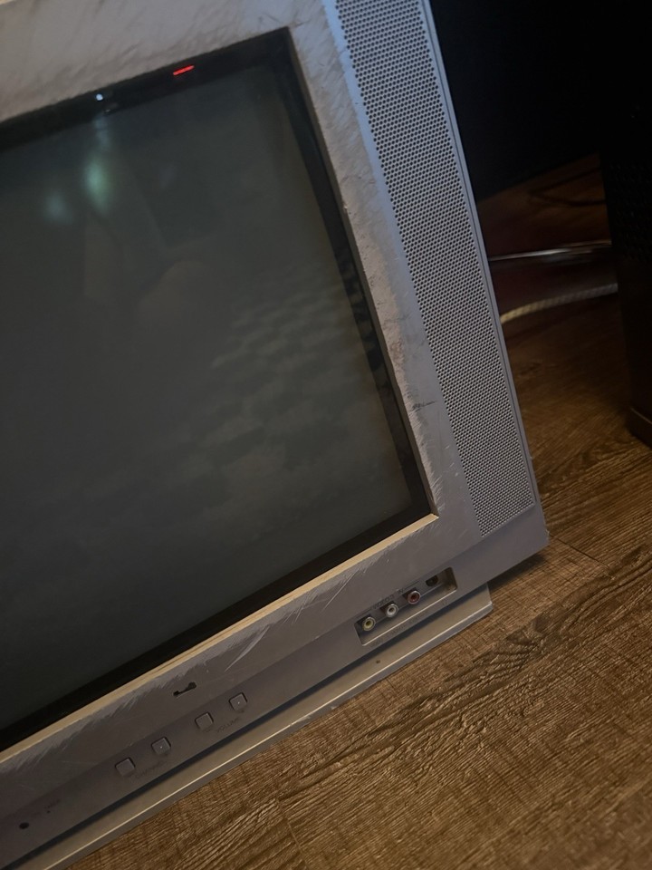 JVC I'Art CRT 2003 Retro Gaming TV 14" AV-14F704 **FOR REPAIR** | eBay
