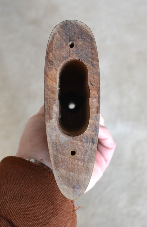 Browning factory buttstock for 20 ga. over under shotgun. Round knob ...
