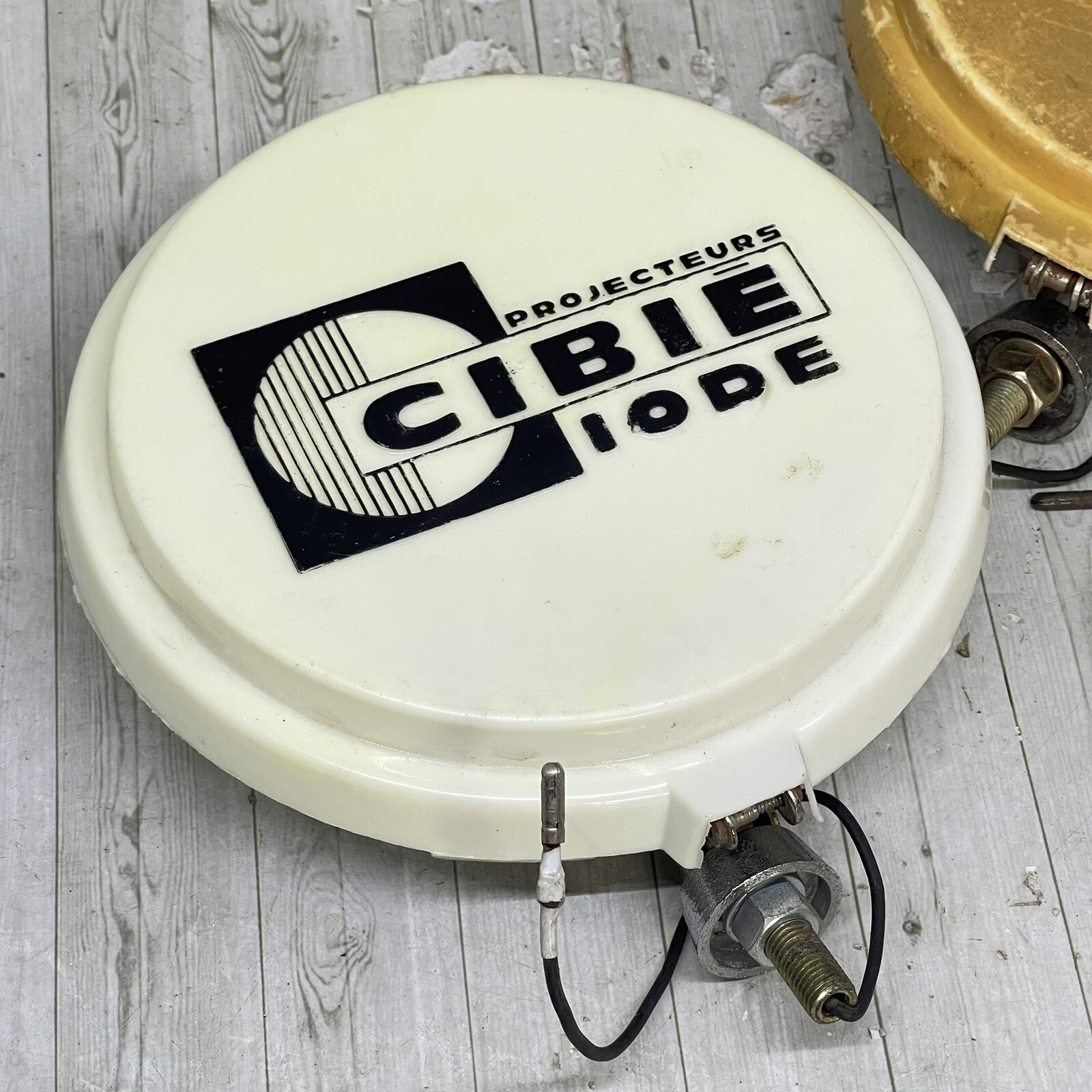 Vintage CIBIE Projecteurs IODE 7” Yellow Lens Fog Light, and Cover Spot ...