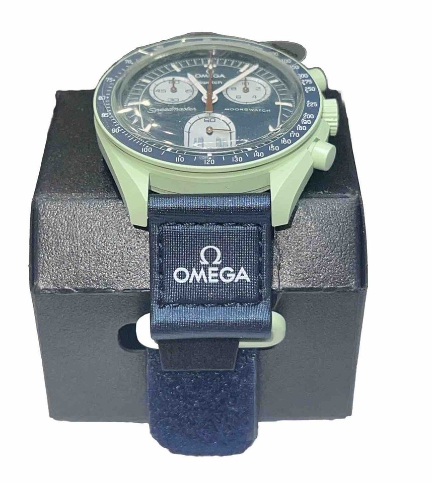Omega x Swatch Mens Watch Mission On Earth Chronograph SO33G100 Quartz ...