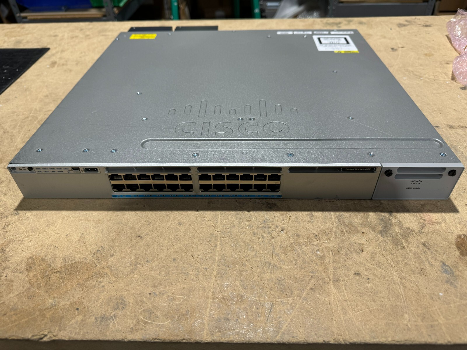 Cisco Catalyst 3850 24X UPOE 24-Port Switch WS-C3850-24XU-S w/ 2 x PSUs ...