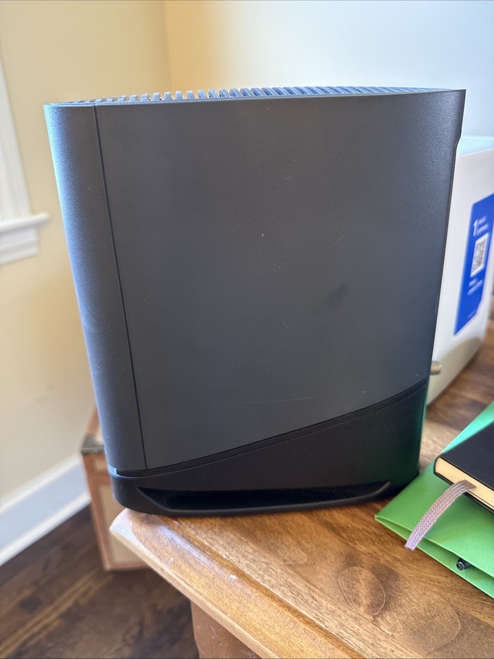 ARRIS G36 SURFboard DOCSIS 3.1 Multi-Gig Cable Modem & Wi-Fi 6 Router ...