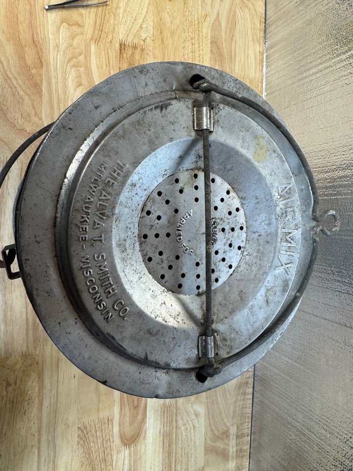Vintage Air Mix Aluminum Minnow Bucket by The Alva T. Smith Co. | eBay