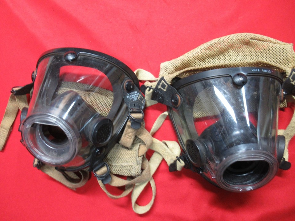 Scott AV-2000 Firefighter Mask w/ Kevlar Netting SMALL S SCBA # BAD ...