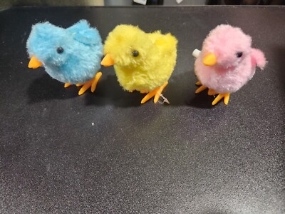 3 Fuzzy Yellow, Pink And Blue Chick Hopping Wind Up Toy | eBay