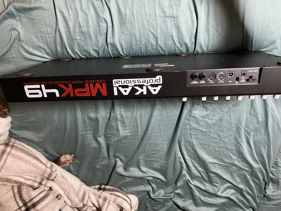 Akai Professional MPK49 49-Key USB MIDI Keyboard Controller With MPC ...