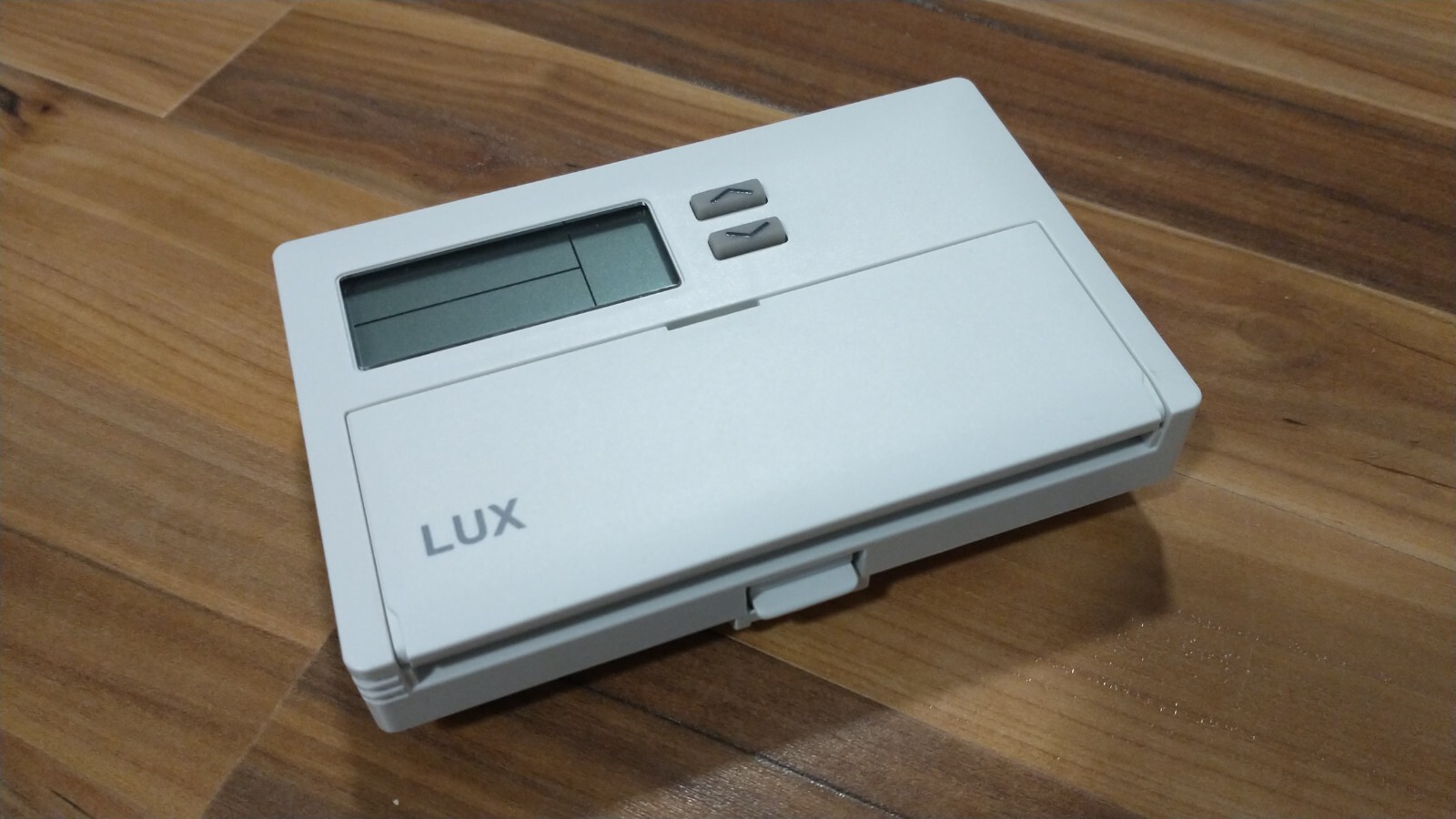 Lux Tx500e Smart Temp 5-2 Programmable Digital Thermostat for sale ...