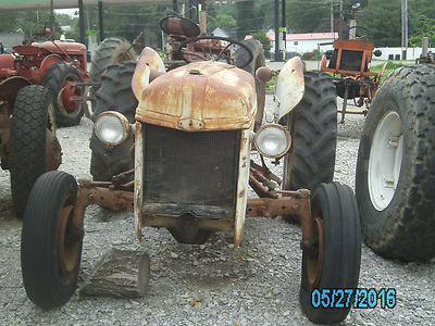 FORD 8N TRACTOR WITH FRONT MOUNT DISTRIBUTOR FOR PARTS | eBay
