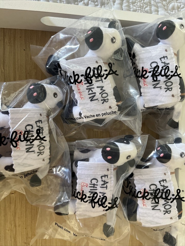 Lot of 5 Chick-fil-A Plush Mini Moo Cow - “Eat Mor Chikin” - Brand New ...