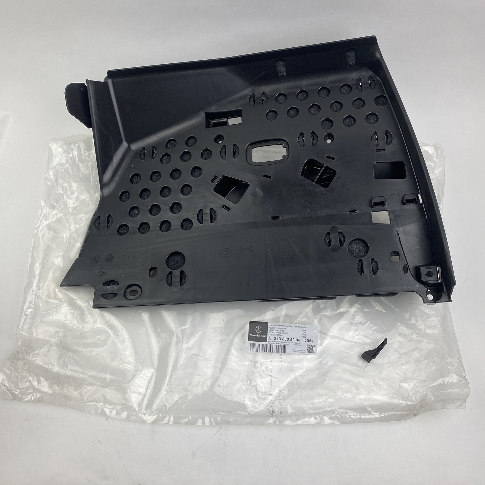 Genuine Mercedes-Benz Lower Cover 213-680-52-06-9051 for sale online | eBay
