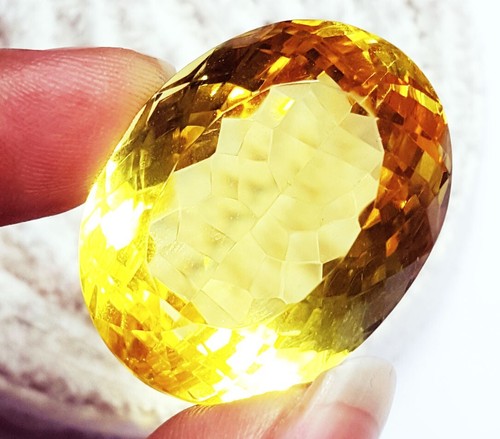 Giallo Chiaro Topazio Ovale Forma 90.60 KT Certificato Loose Gemma Con ...