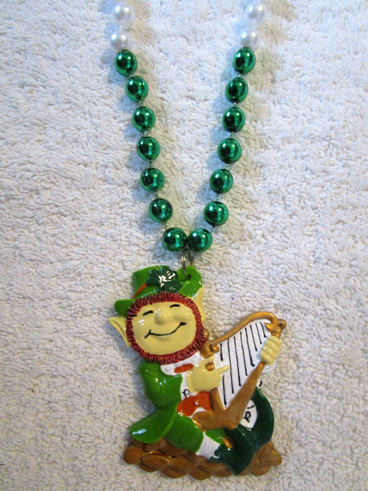 ST. PAT'S "LEPRECHAUN PLAYING HARP" IRISH MG BEAD (B357) | eBay