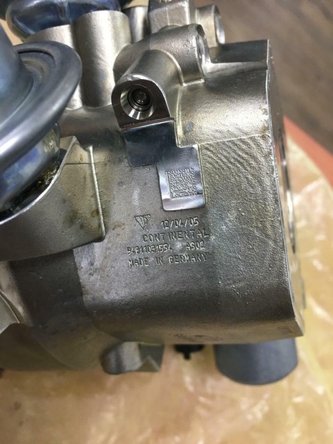 Porsche Cayenne 957 4.8 V8 Turbo High Pressure Fuel Pump 94811031555 ...