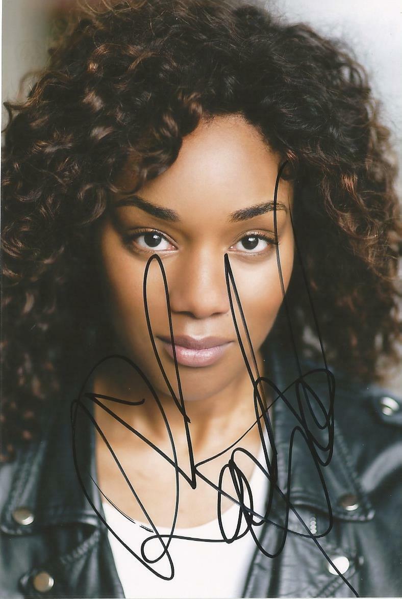 Lisa Loveday's Instagram, Twitter & Facebook on IDCrawl